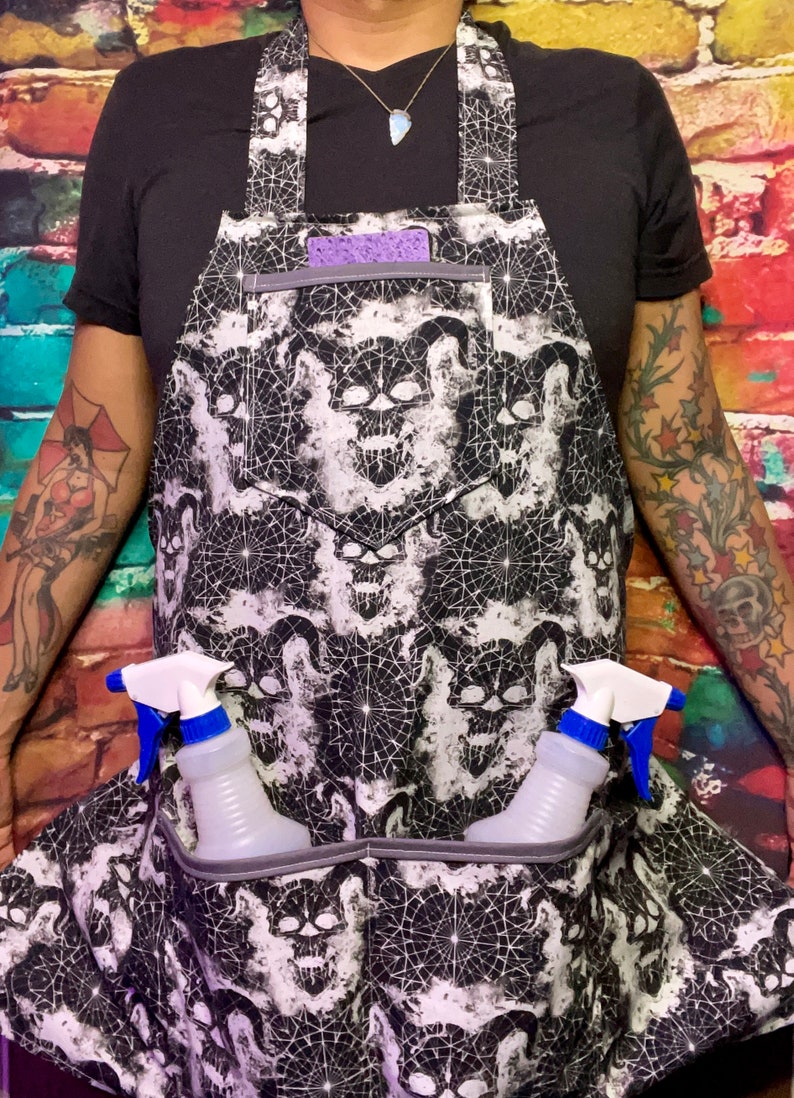 Black and White Demonic Horned Skull With Geometric Shapes - Etsy