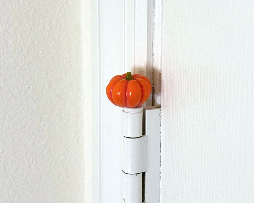 Hinge Topper Pumpkin Figurine Door Charm Magnetic Hinge Head Decoration ...