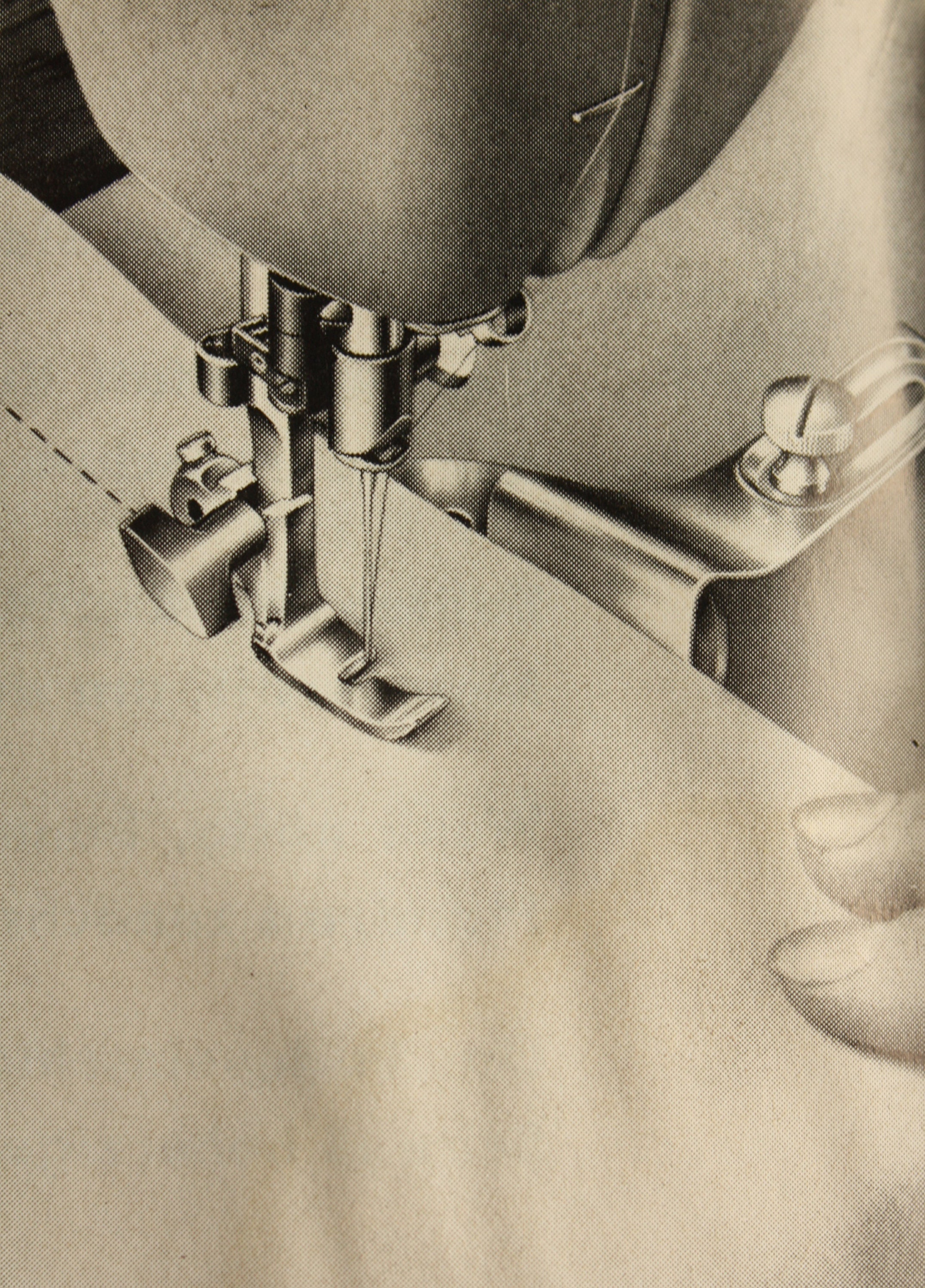 PFAFF 41350 Zipper Foot / Edge Stich Foot / Quilting Foot for PFAFF 230 ...