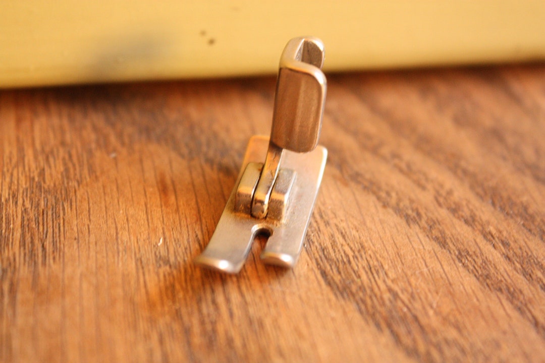 PFAFF 45037 or 46123 Straight Stitch Foot for PFAFF 230, 260, 332, 360 ...