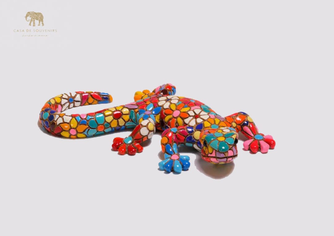 Flower Salamander Figure , Figura De Salamandre , Figure De Salamandra ...