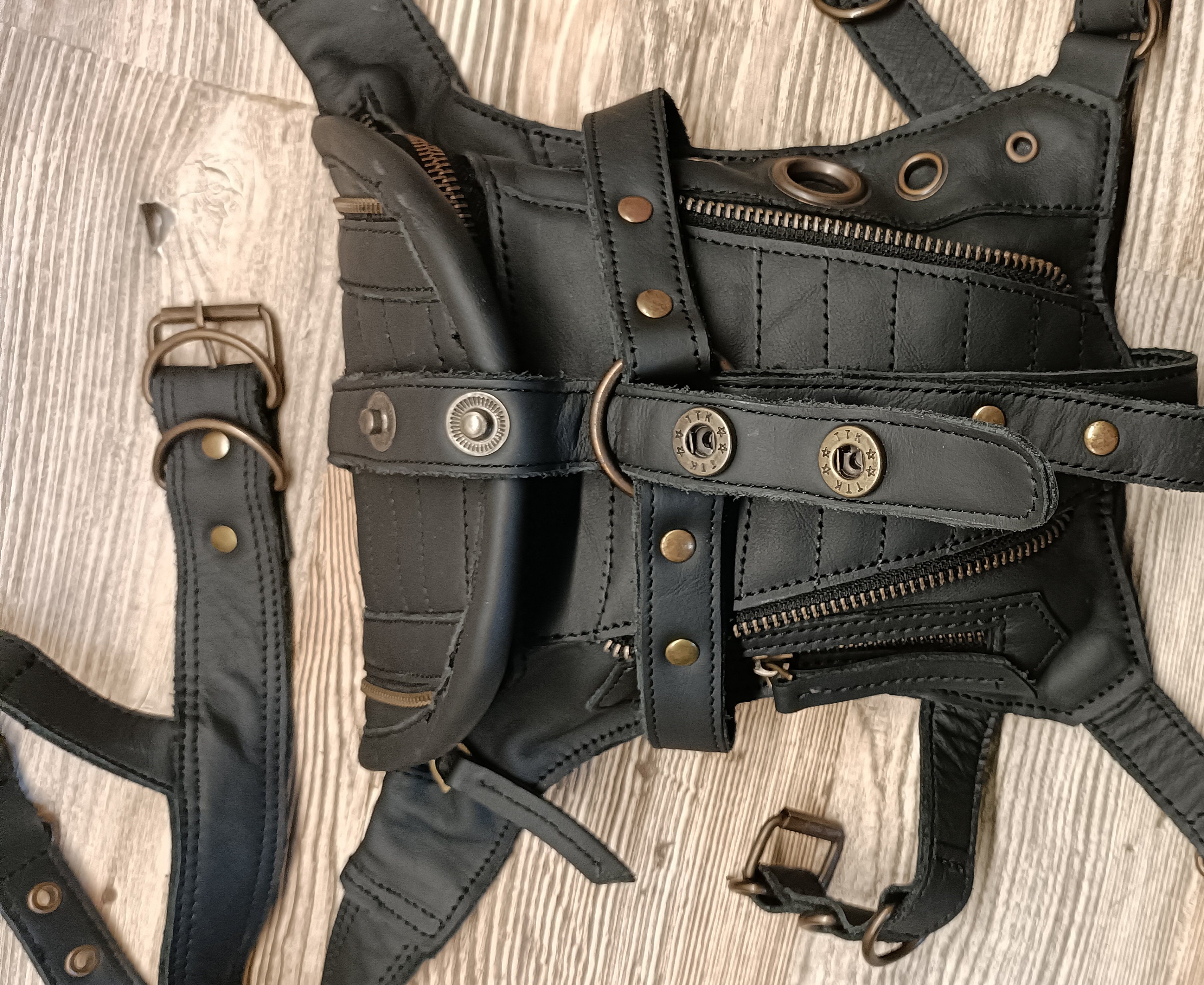 Handmade Leather Thigh Bag: Motorcycle Biker Leg Pouch..... - Etsy