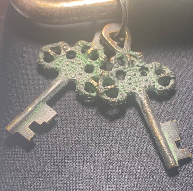 Antique Brass Chinese Lock and Key Greenish Blue Patina - Etsy