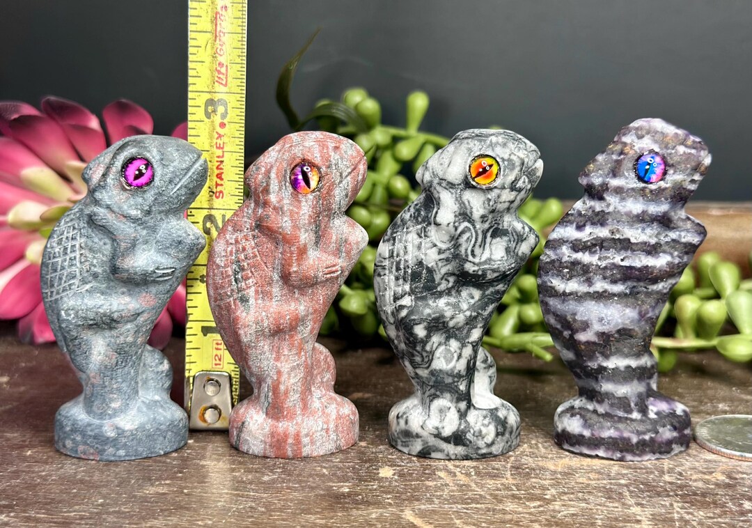 Chameleon Lizard Crystal Stone Carvings | Crystal Lizards | Stone ...