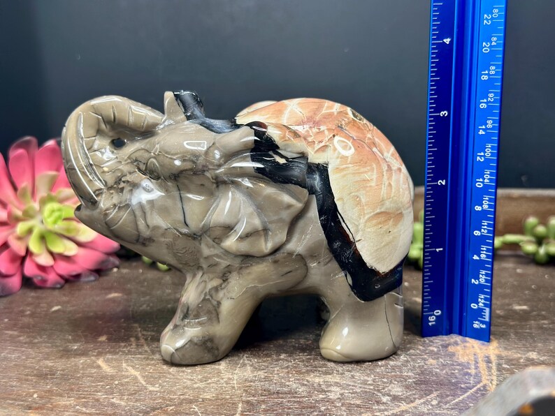 Unique Volcano Agate Natural Crystal Elephant Carving | Volcano Agate ...