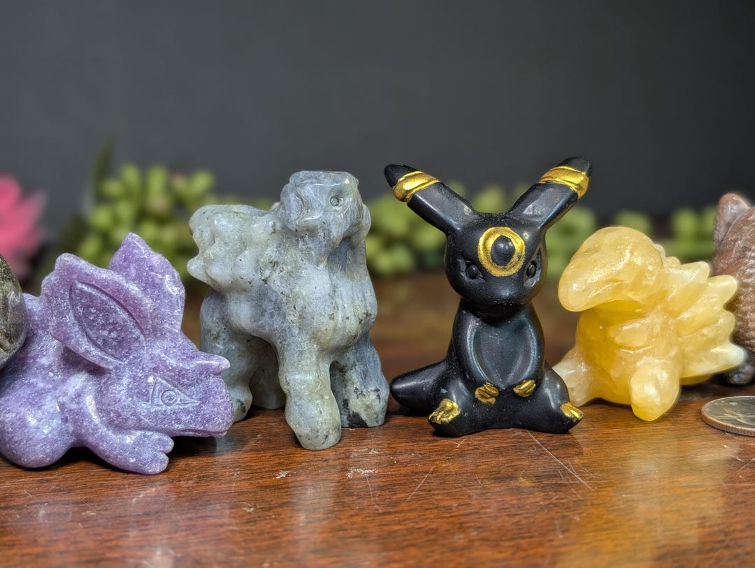Pokemon Shaped Natural Crystal Carvings | Raiku Charmander Koffing ...