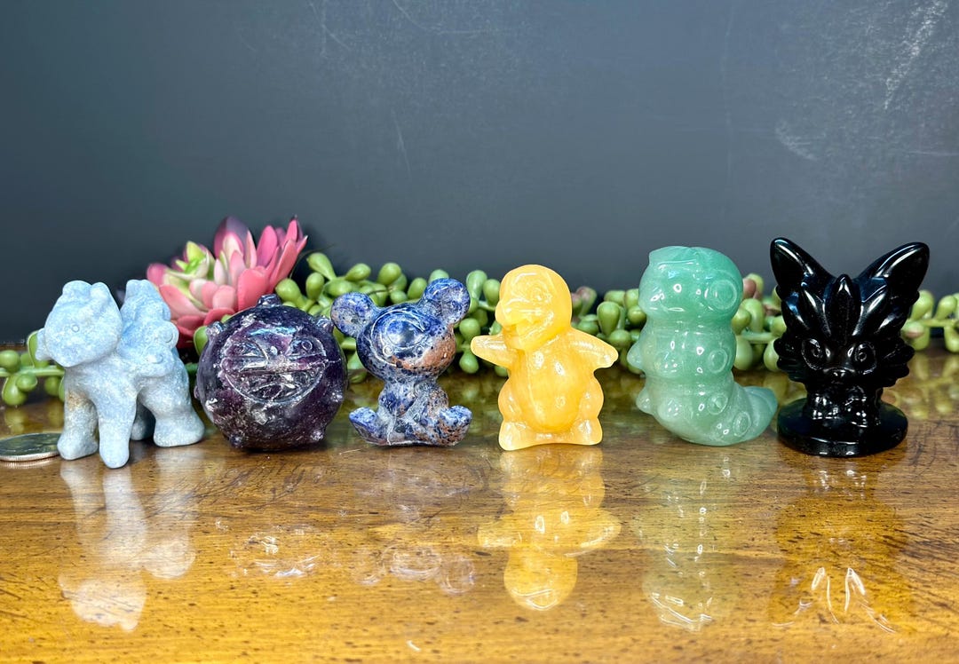 Pokemon Shaped Natural Crystal Carvings | Raiku Charmander Koffing ...