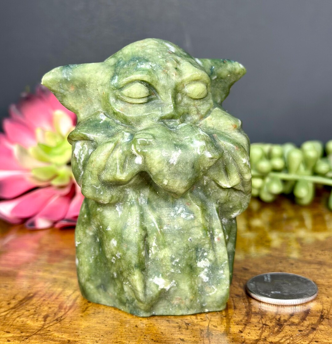 Green Jade Crystal Yoda With Heart Natural Crystal Carving | Yoda ...