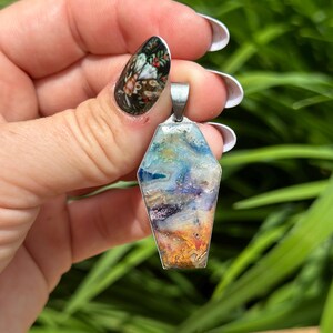 Lace Agate Natural Crystal Color Enhanced Pendants | Dyed Crystal ...