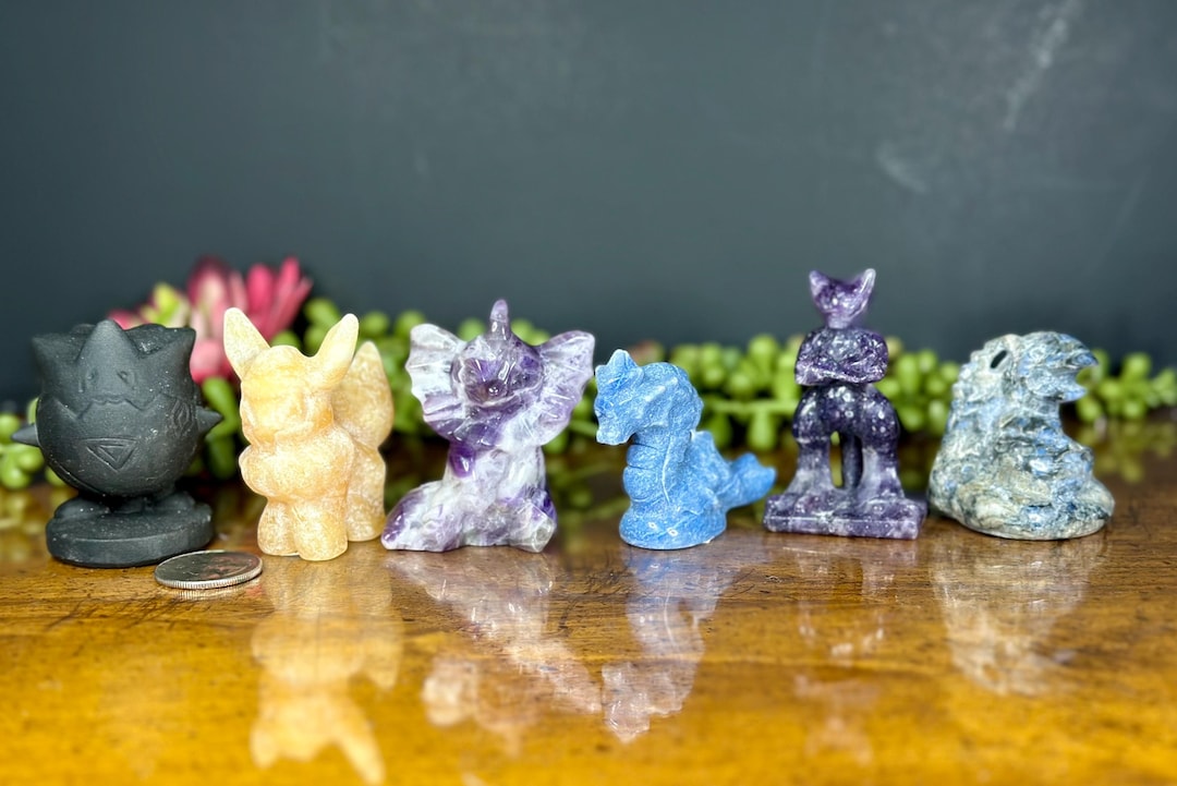 Pokemon Shaped Natural Crystal Carvings | Eevee Togepi Vaporeon Raiku ...