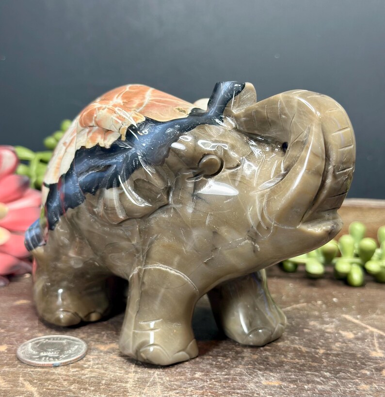 Unique Volcano Agate Natural Crystal Elephant Carving | Volcano Agate ...