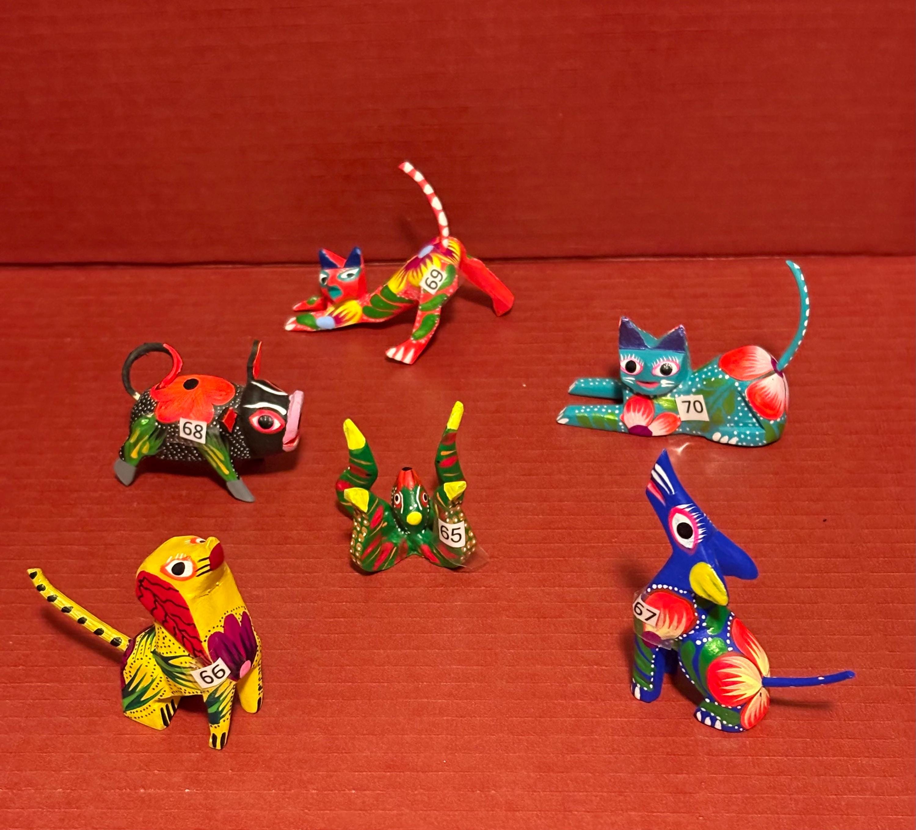 Mini Alebrijes. Alebrijes Oaxaca. ALEBRIJES III With Traditional ...