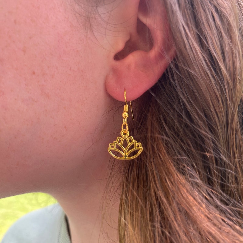 Princess Earrings - Etsy