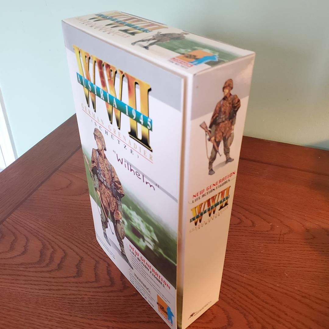 Dragon Models 12" 1/6 Scale WWII German Grenadier Wilhelm - Austria ...