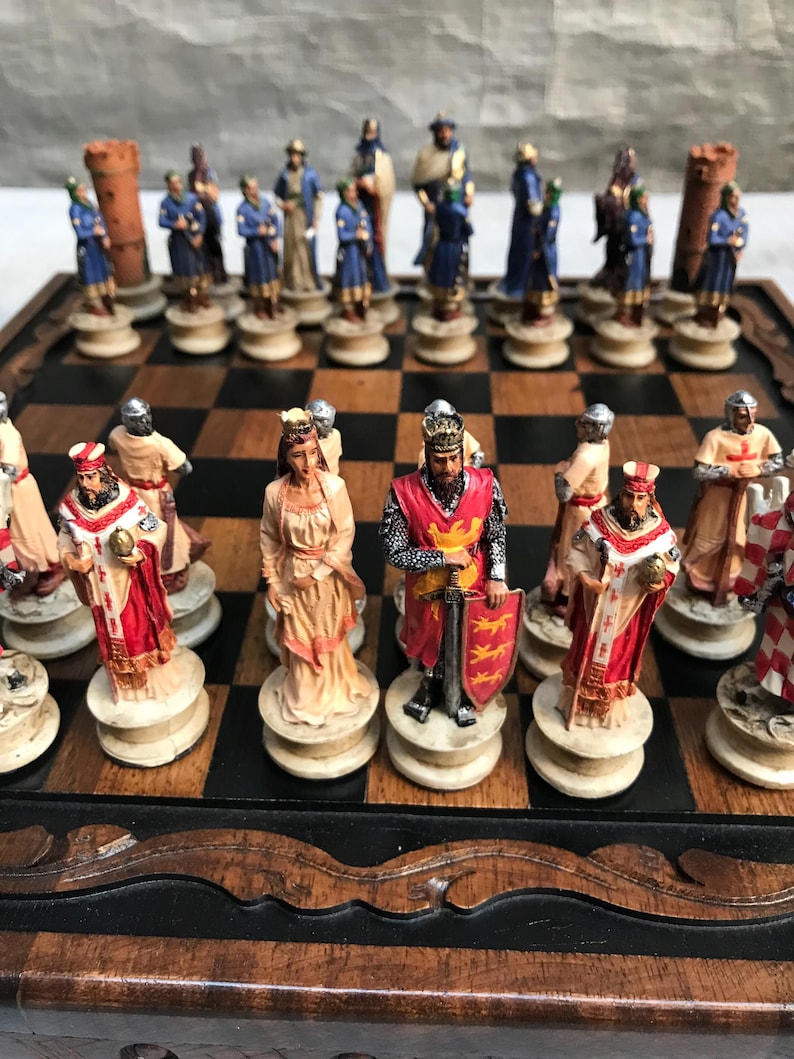 Elegant Crusaders Chess Set, Handcrafted Solid Walnut Vintage Chess ...