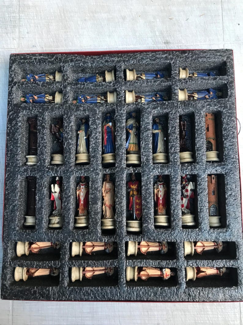 Elegant Crusaders Chess Set, Handcrafted Solid Walnut Vintage Chess ...