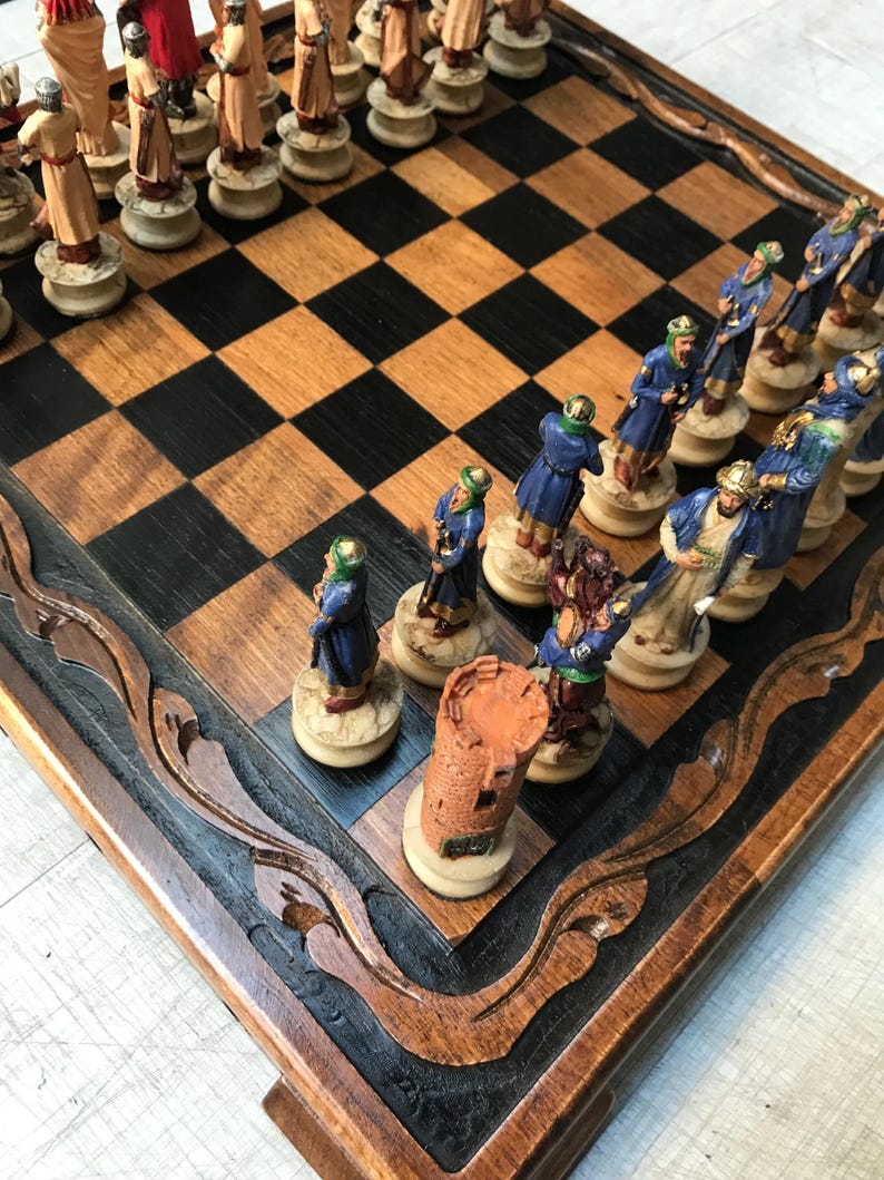 Elegant Crusaders Chess Set, Handcrafted Solid Walnut Vintage Chess ...