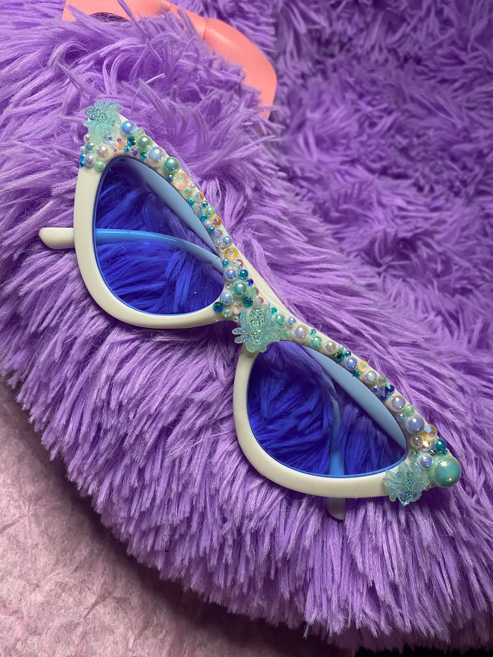 The Spiderling’s Gossamer- Pastel Sunglasses, Spider Sunglasses, Pastel ...