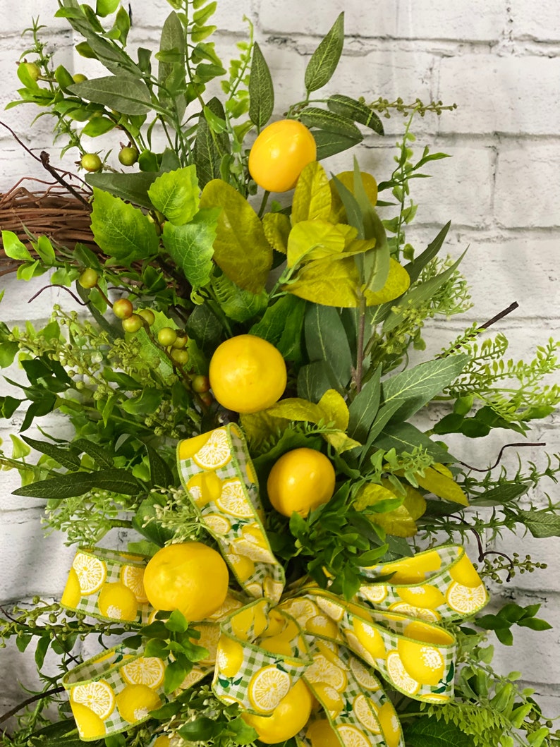 Large Lemon Wreath With Greenery - Etsy