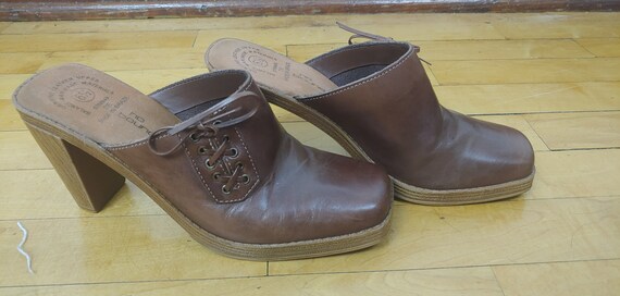 Vintage Leather Clogs | High Heeled Clogs | Clogs wit… - Gem