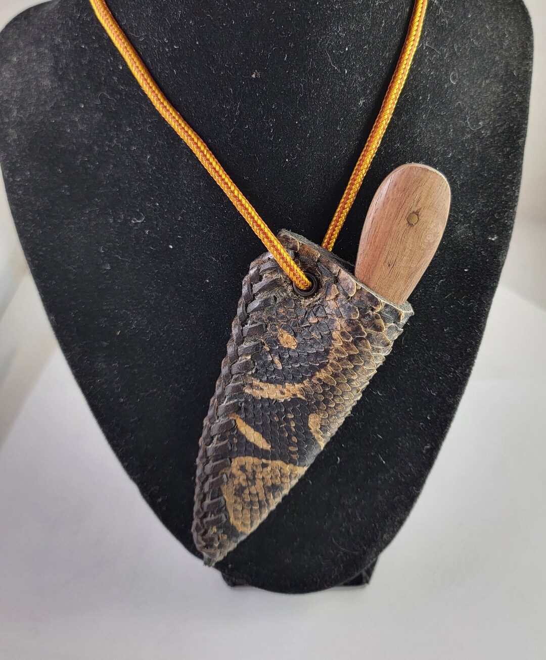 EDC Handmade Neck Knife Boa Snake Skin. Leather Sheath Included. Boy ...