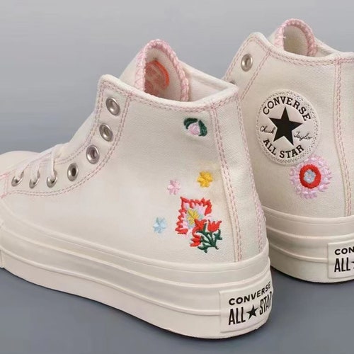 Custom Love Heart Chuck Taylor Converse Embroidered - Etsy