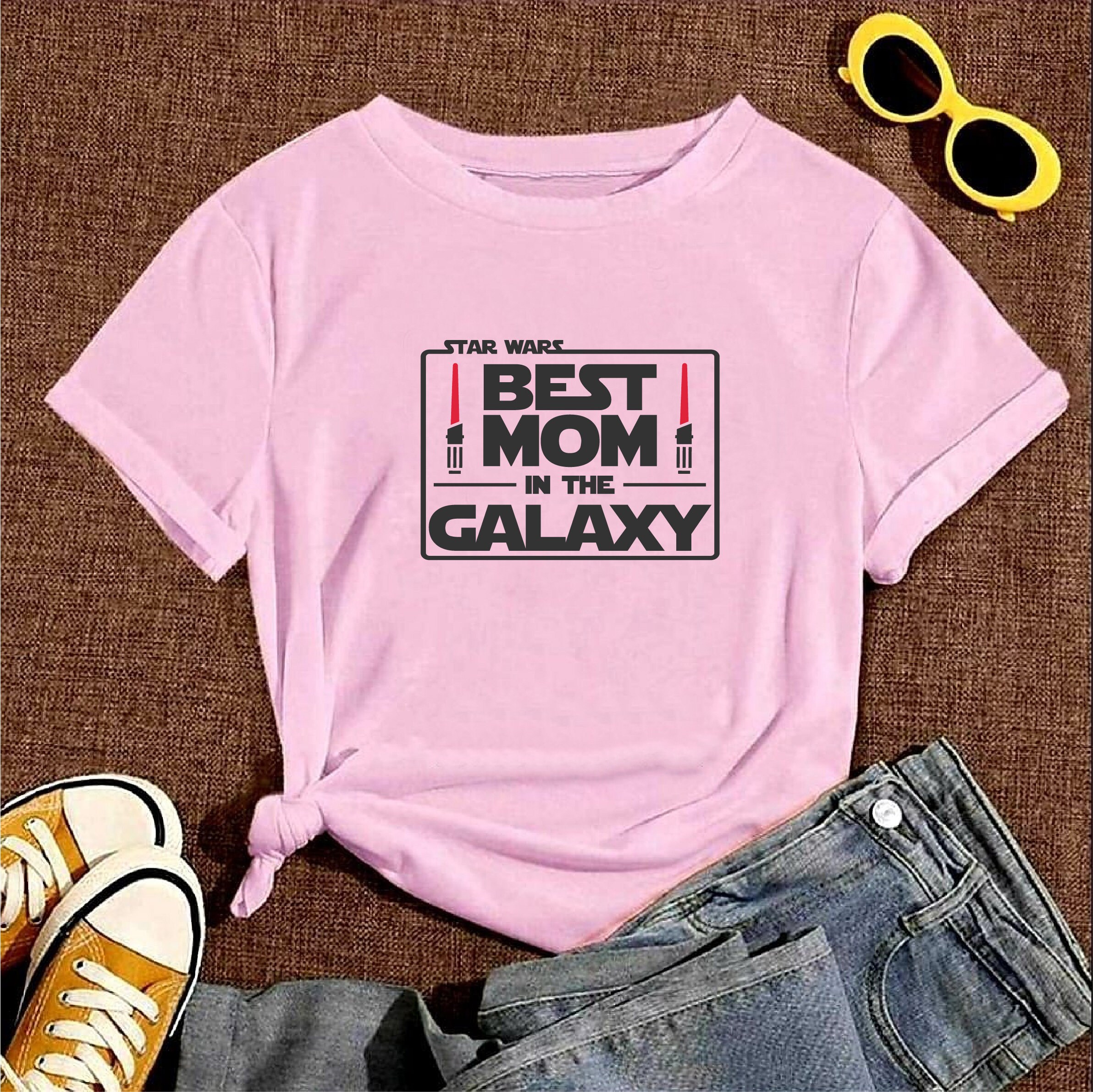 Best Mom in the Galaxy Svg, Mom Svg, Star Wars Mom Svg, Digital Sticker ...
