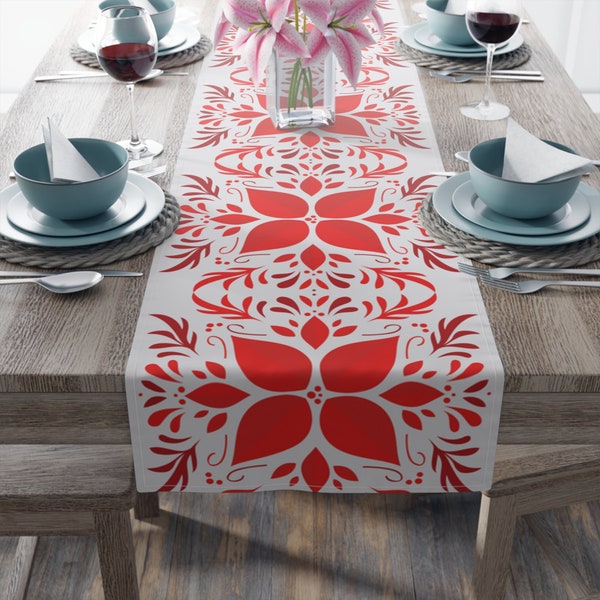 Holiday Table Runner - Etsy