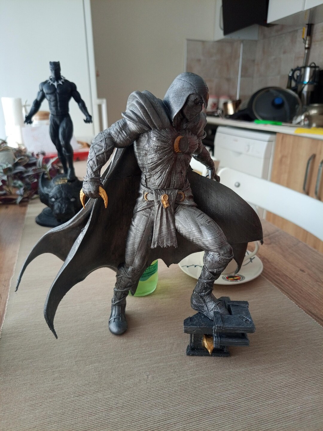 Moon Knight Statue, Marvel Marc Spector Figure, TV Series Inspired - Etsy