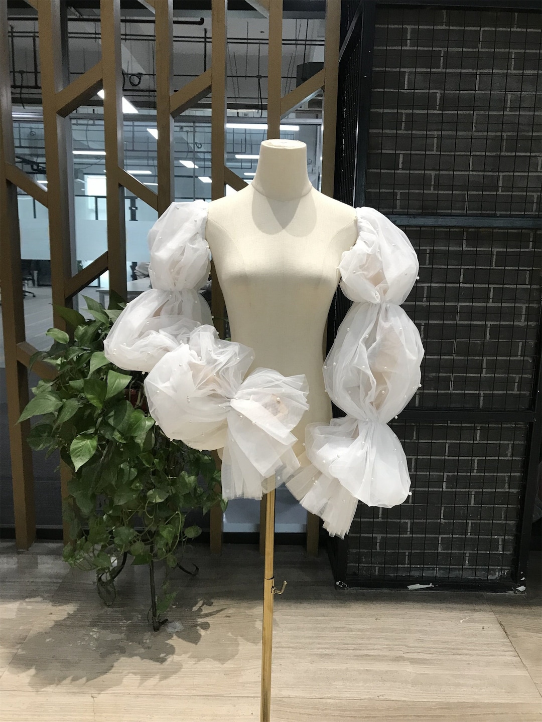 Puff Pearl Bridal Sleeves, Soft Tulle Long Pearl Wedding Gown Sleeves ...