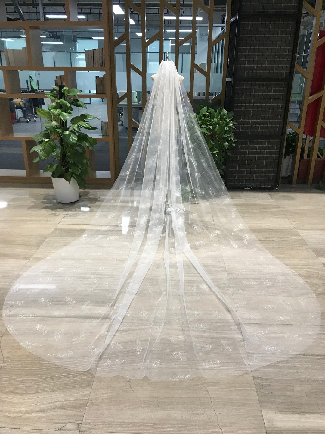 Dreamy Sparkly Feather Veil, Silver Starry Feather Bridal Veil, Feather ...
