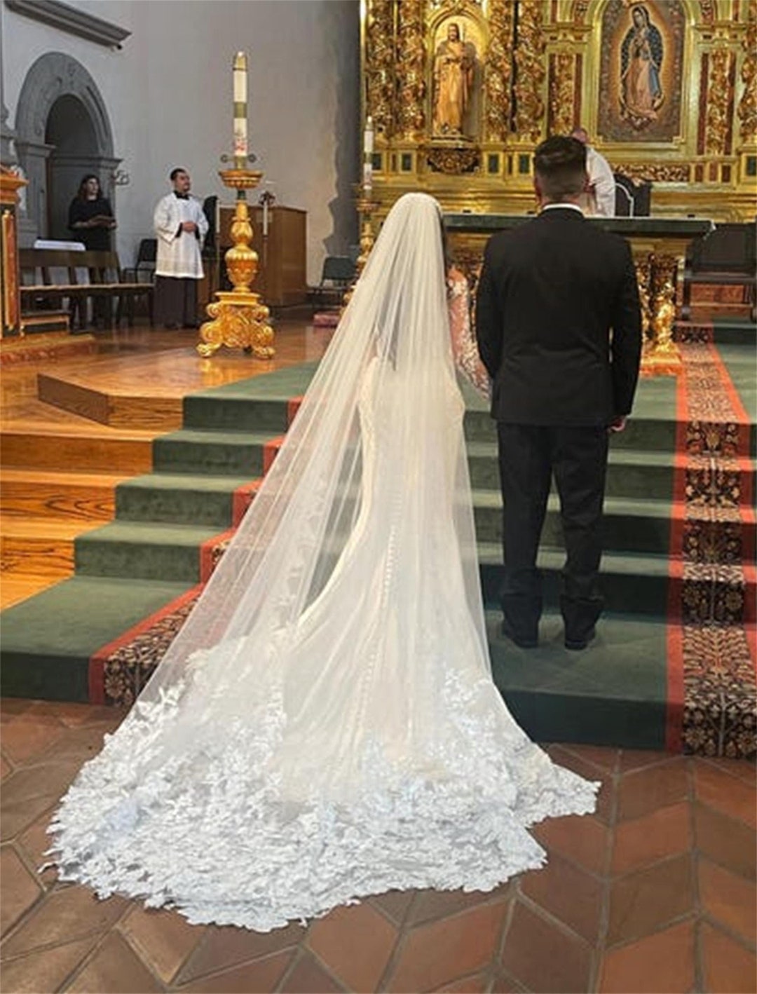 Scallop Cut Veil Flower, Mermaid Tail Bridal Veil, Veil Wedding ...