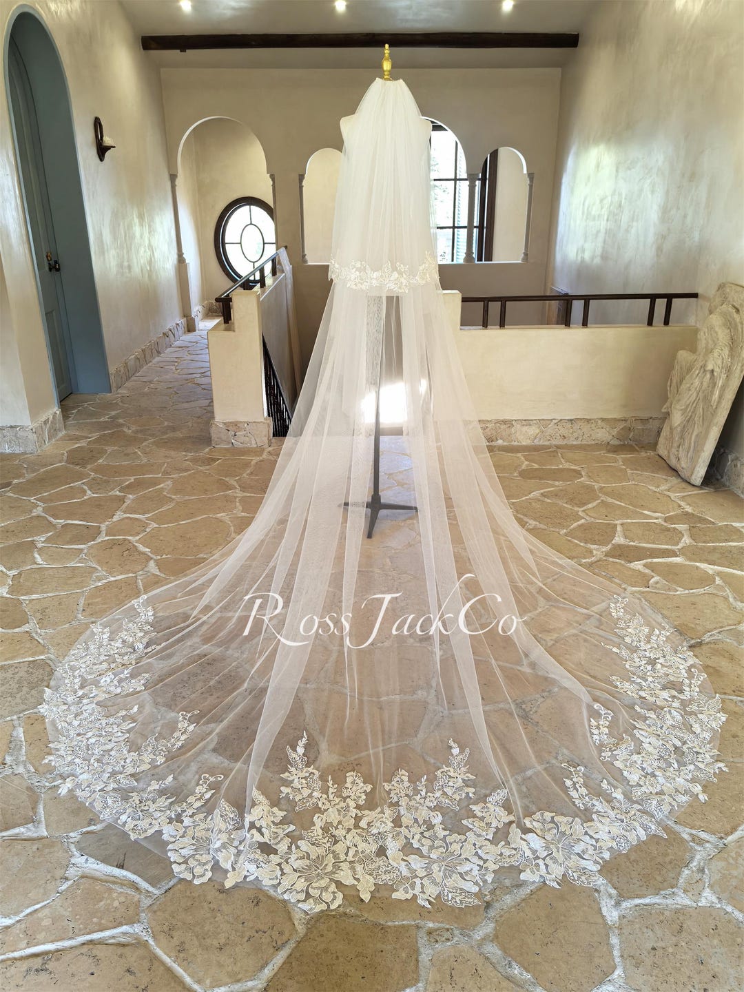 Elegant Sequins Flower Wedding Veil, Fancy Large Floral Bridal Veil ...