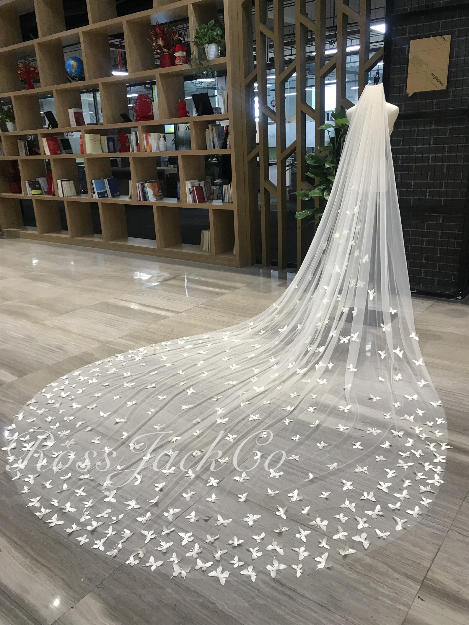 Dreamy Veil Wedding Butterfly, Soft Tulle Ivory Bridal Veil 1 Tier 137 ...