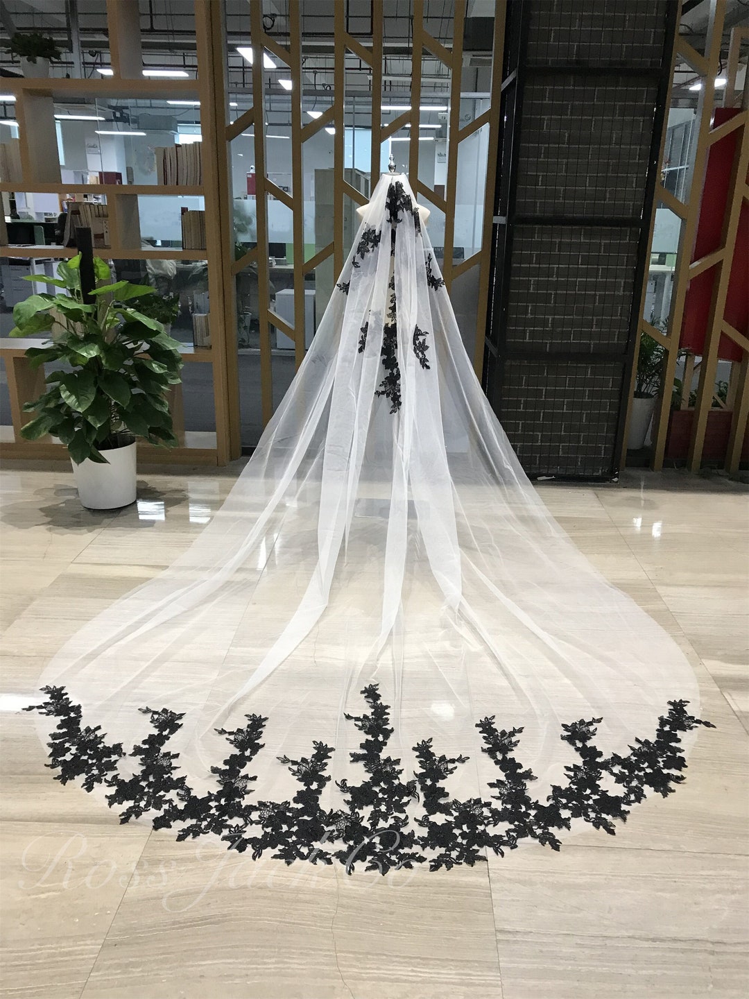 Vintage Black Lace Bridal Veil, Mystic Shinny Flower Bridal Veil 1 Tier ...