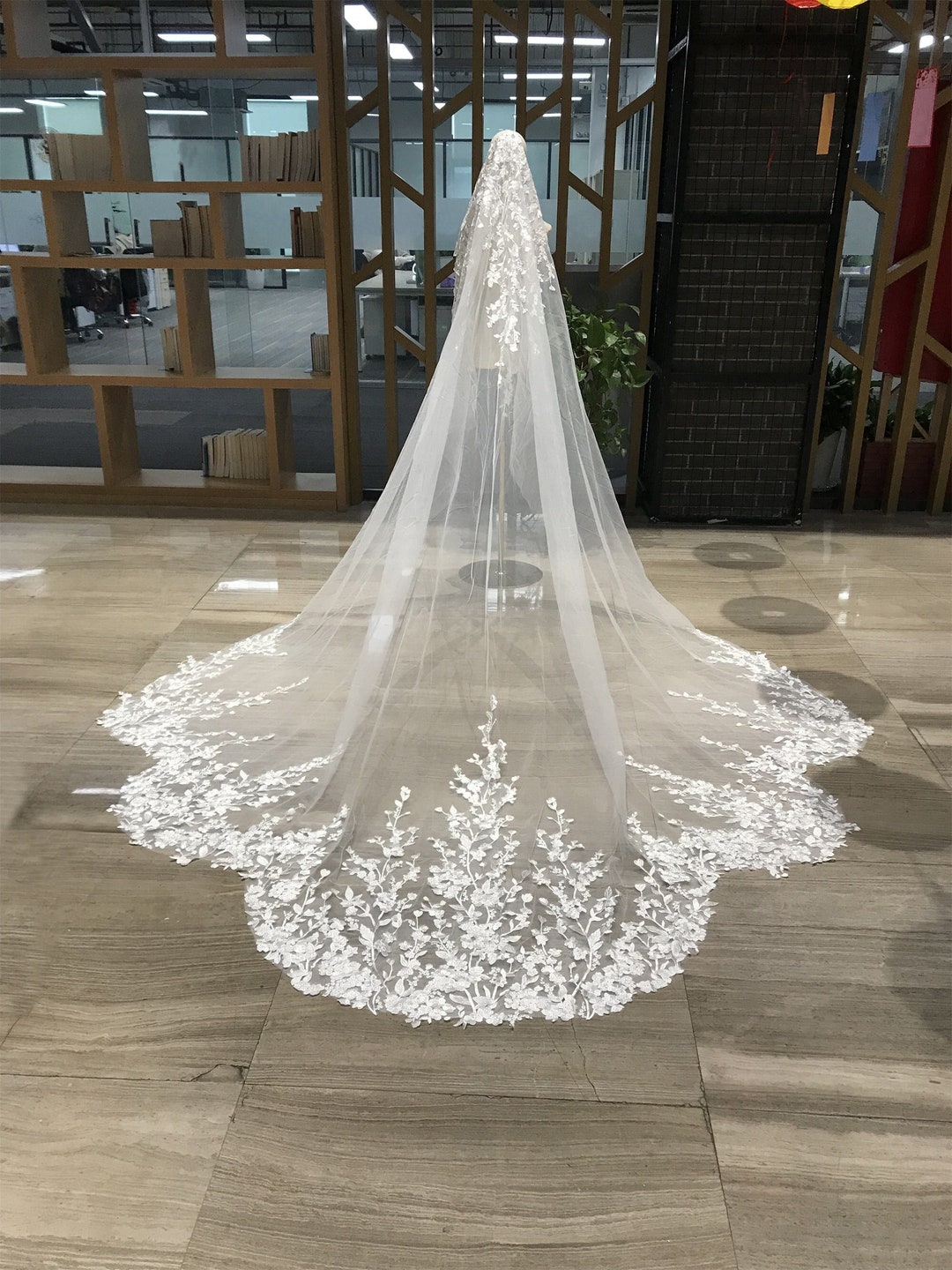 Irregular Shape Veil, Lace Floral and Leaves Wedding Veil, Soft Tulle ...