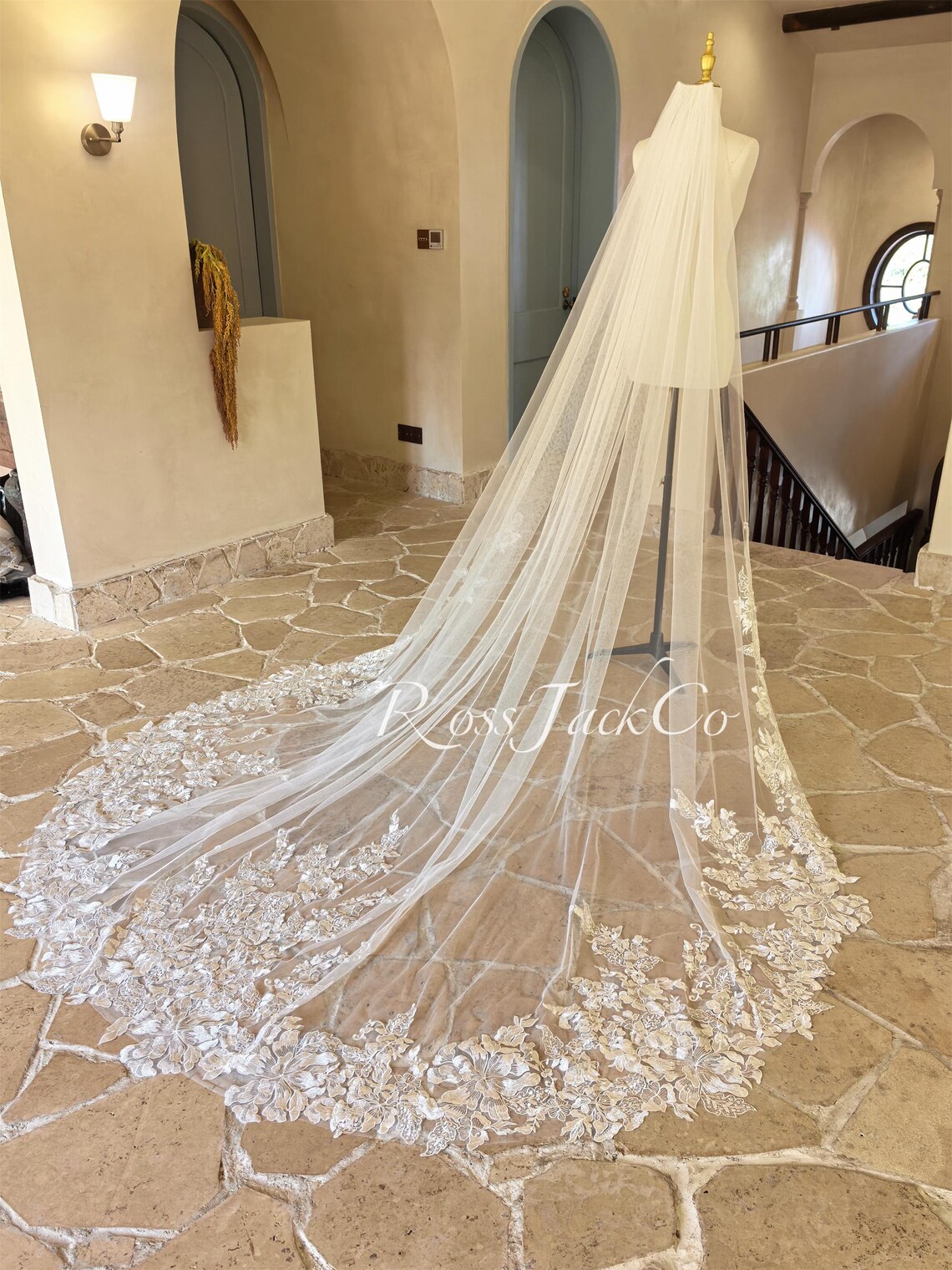 Elegant Sequins Flower Wedding Veil, Fancy Large Floral Bridal Veil ...