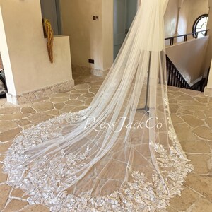 Elegant Sequins Flower Wedding Veil, Fancy Large Floral Bridal Veil ...