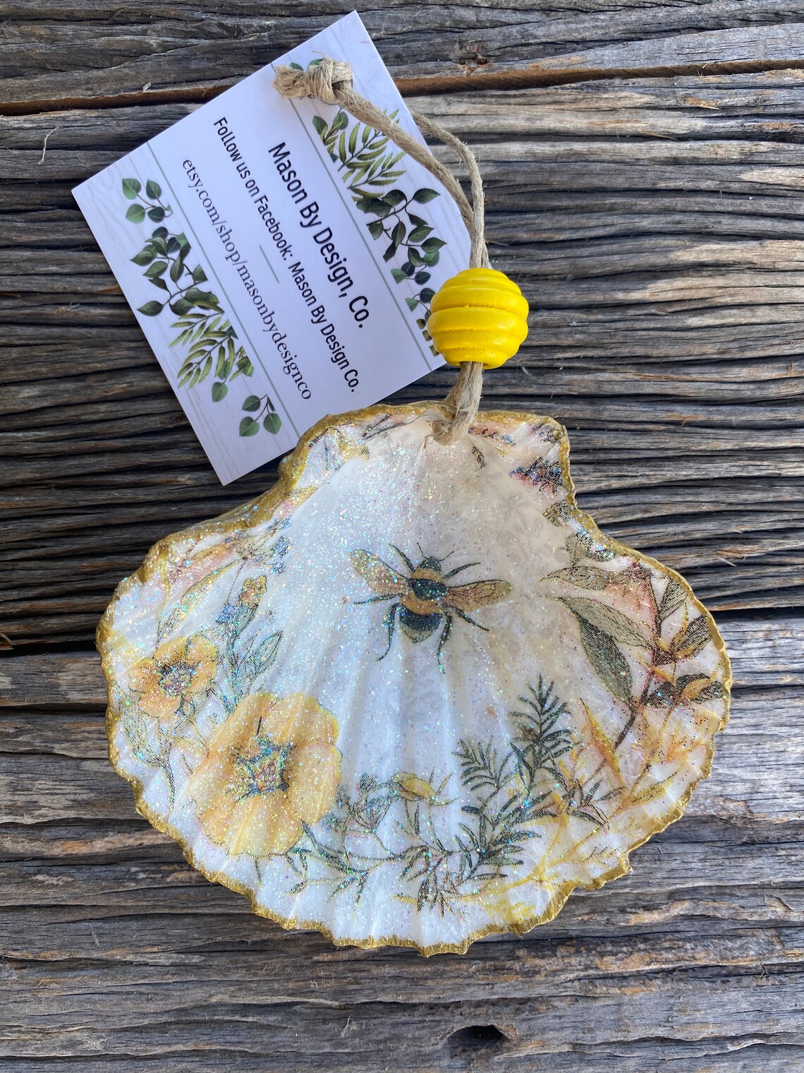 Bee Ornament, Honey Bee, Shell Ornament, Bees - Etsy