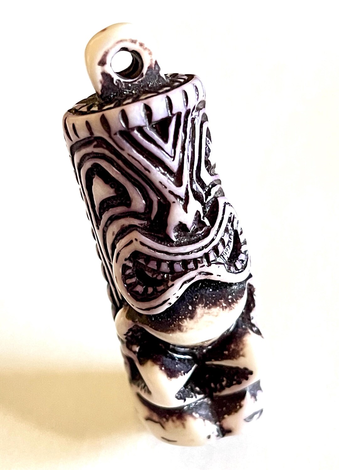 Vintage Hawaiian Tiki Pendant-1960-1970’s-resin-22 X 18 X 18mm-jewelry ...