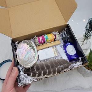 Smudging Gift Box, Sage Gift Set, Smudge Kit, Smudging Set ...