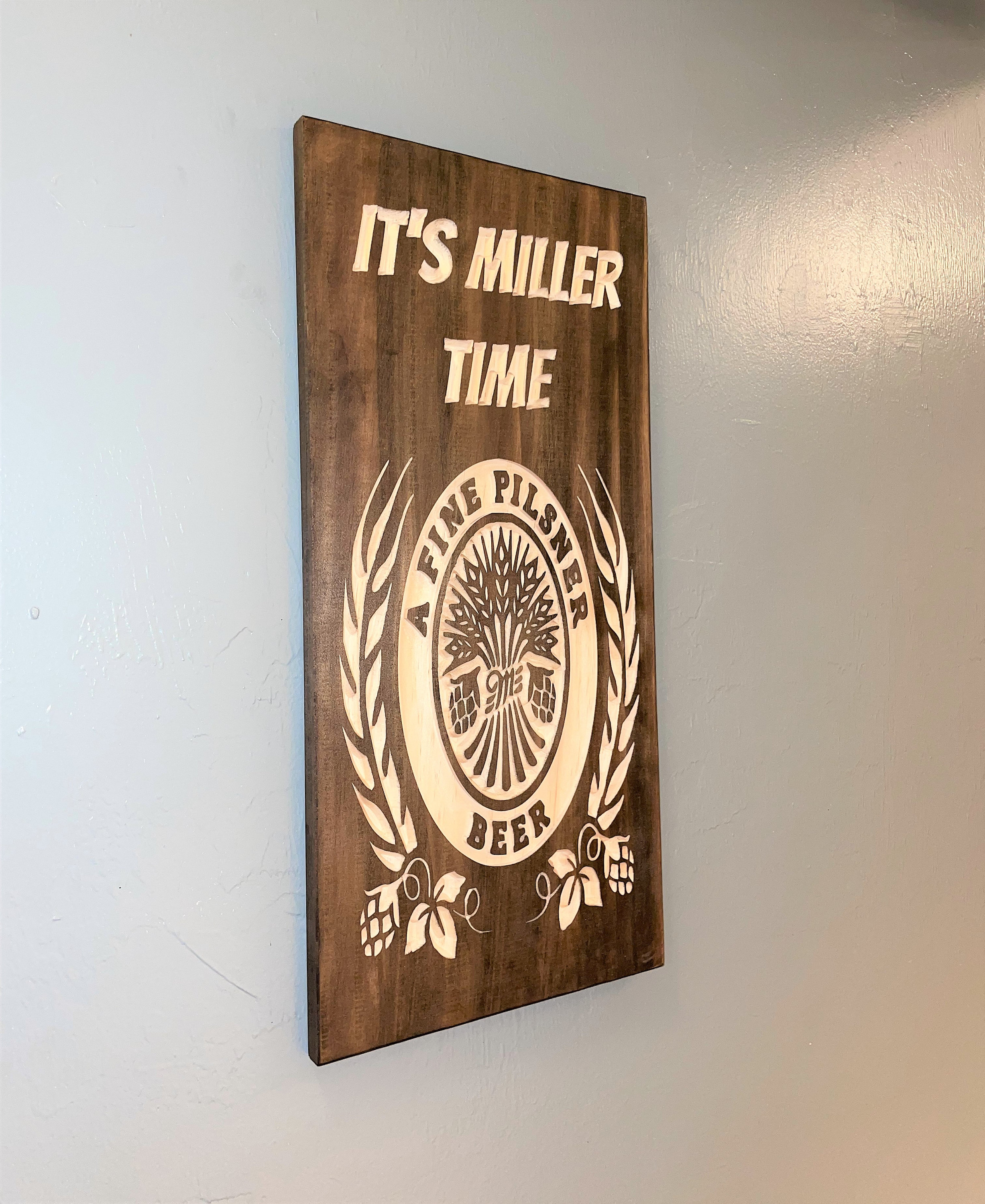 Signs Wall Décor Wall Hangings Carved Miller Light Sign etna.com.pe