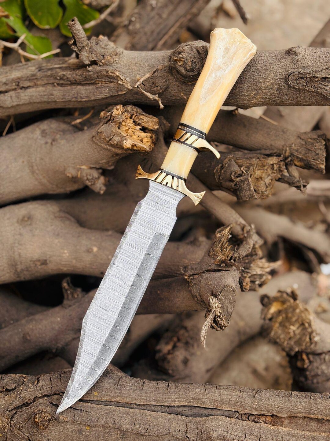 Handcrafted Damascus Bowie Knife: Bone Handle Bushcraft Hunting Knife ...