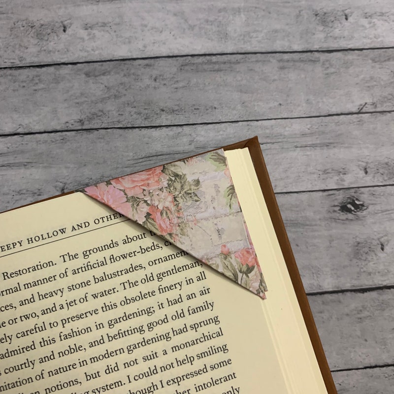 Corner Bookmark - Etsy