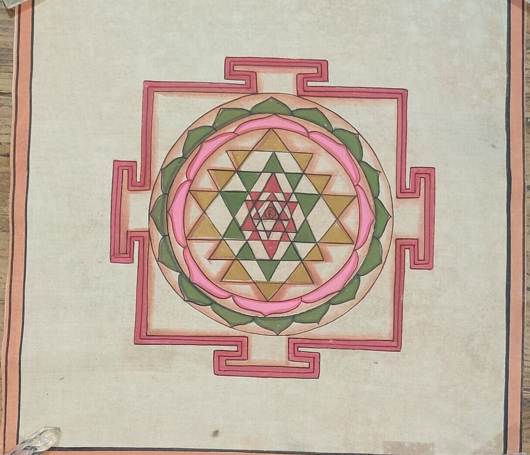 Shri Yantra, Shree Yantra Painting, Laxmi Yantra, Yantra Mandala, Yoga ...