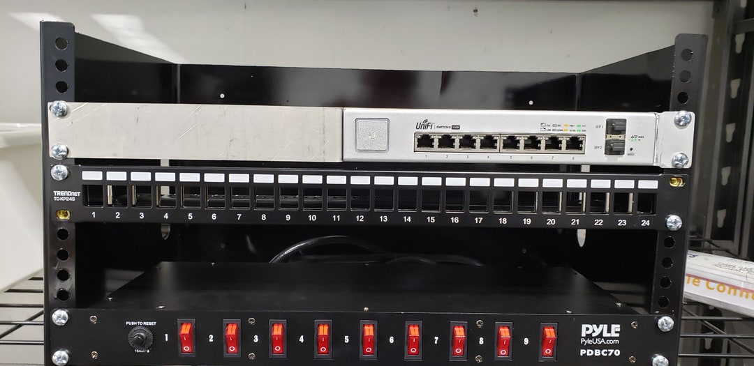US-8-150W Ubiquiti Switch Server Rack Mount Bracket - Etsy
