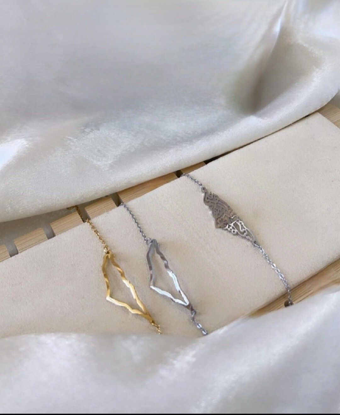 Palestine Map Bracelet - Etsy