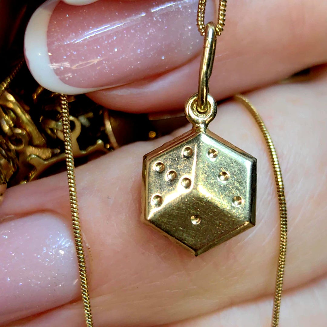 Vintage Solid Hallmarked 14k Yellow Gold Playing Dice Gamble Cube Luck ...
