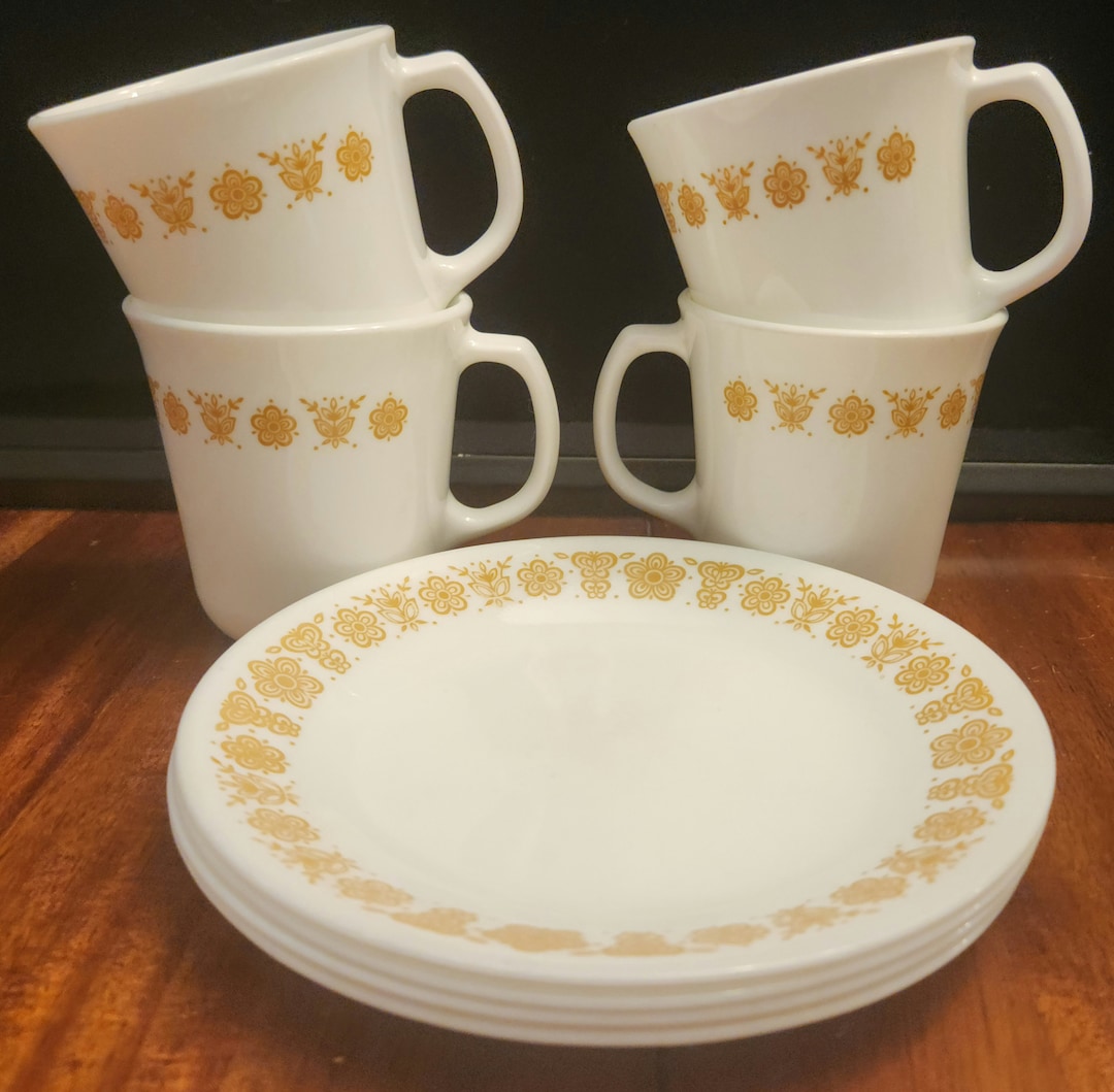 Vintage: Corelle, Corningware Set of 4 Yellow Flower Trim Plates and ...