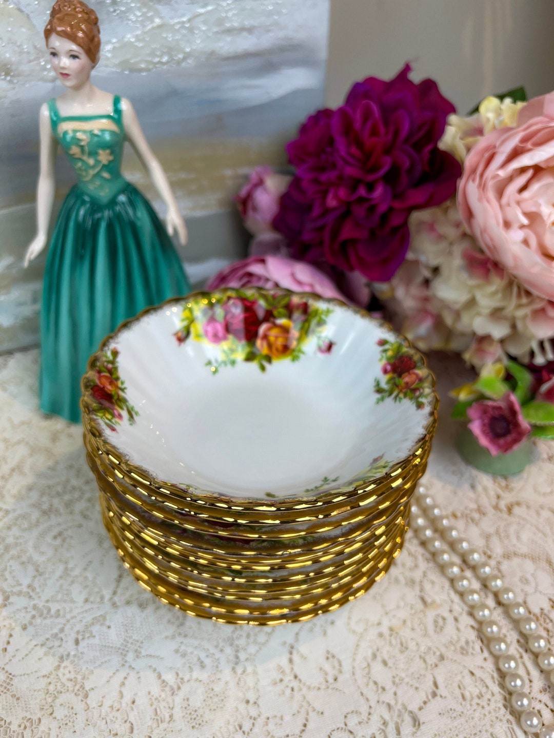 Vintage 5.25" Fruit Nappy /berry Bowl Sets of 4, 8, 12, and 16, Royal ...